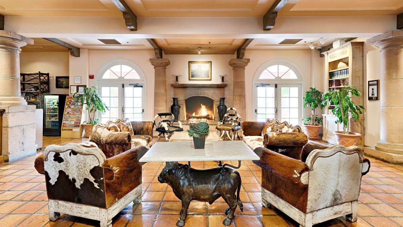 Harris Ranch Inn desde $198 ($̶2̶1̶9̶). Coalinga Resorts - KAYAK