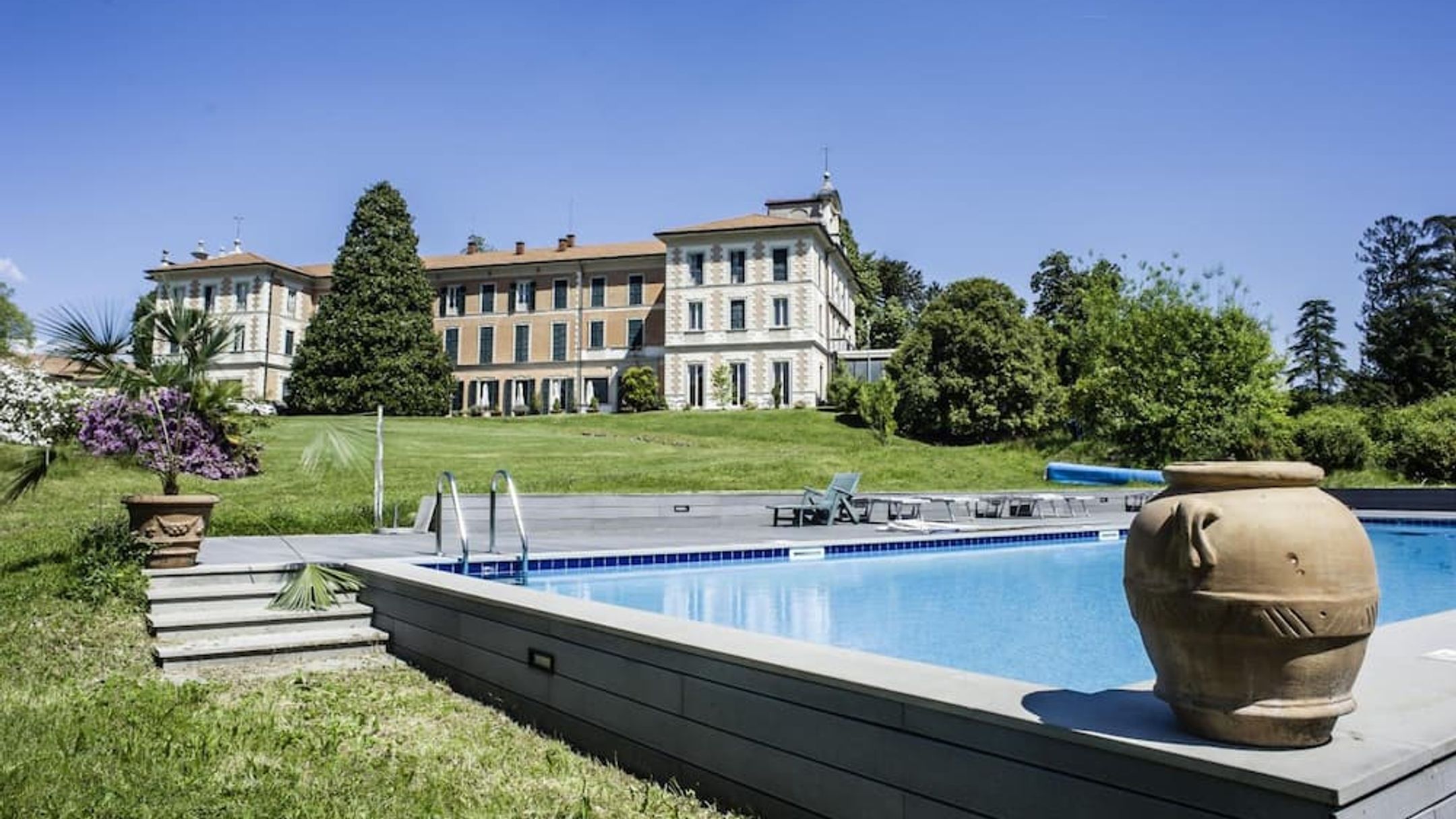 Hotel Villa Borghi desde $133 ($̶1̶9̶2̶). Ranco Hoteles - KAYAK