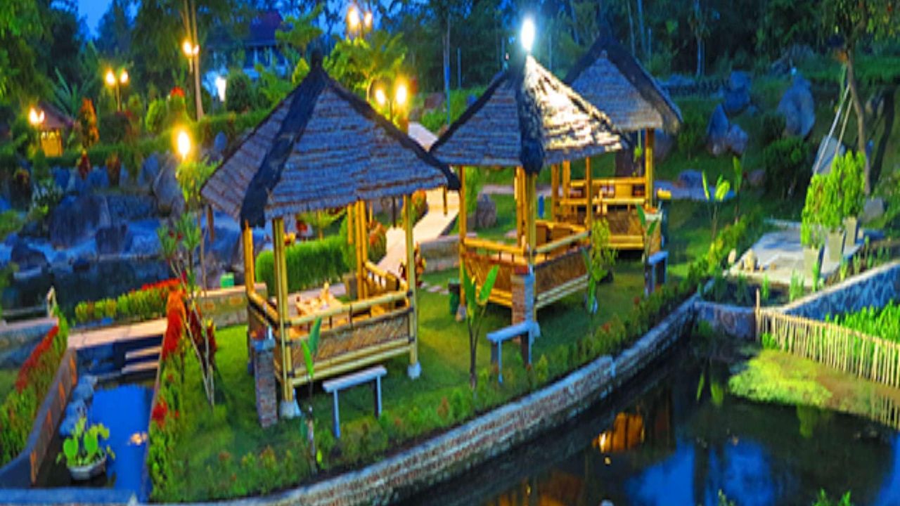 Grage Sangkan Hurip Resort & Spa en ($̶5̶3̶). Sangkanurip Resorts - KAYAK