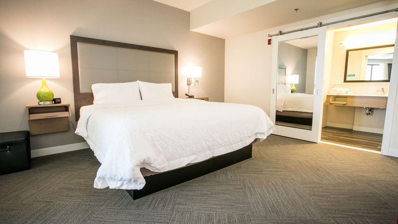 Hampton Inn & Suites Tempe/Phoenix Airport desde $83 ($̶3̶3̶7̶). Tempe ...