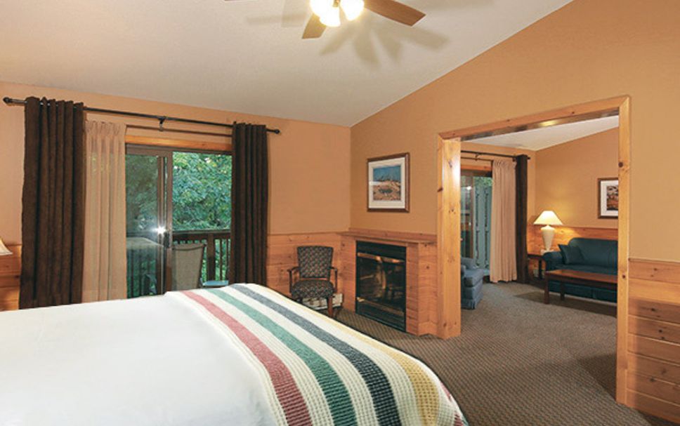 Oakwood Resort desde $106 ($̶1̶7̶9̶). Grand Bend Resorts - KAYAK